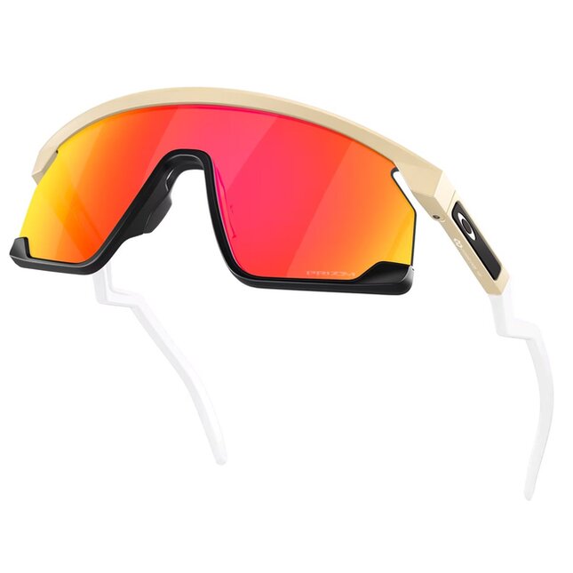 OCULOS OAKLEY BXTR MATTE DESERT TAN PRIZM RUBY - Multibike